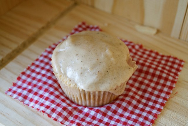 Taro Cupcakes. – The Jolly Fox